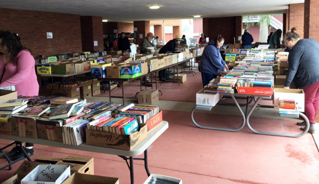 Ross Library raises thousands for its programs with Murder Mystery ...